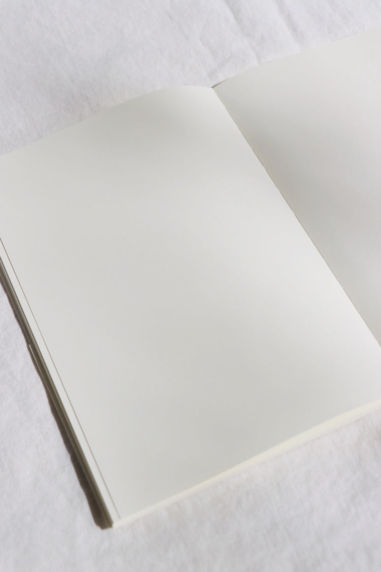 Midori MD Notebook, A5 Blank – Genara